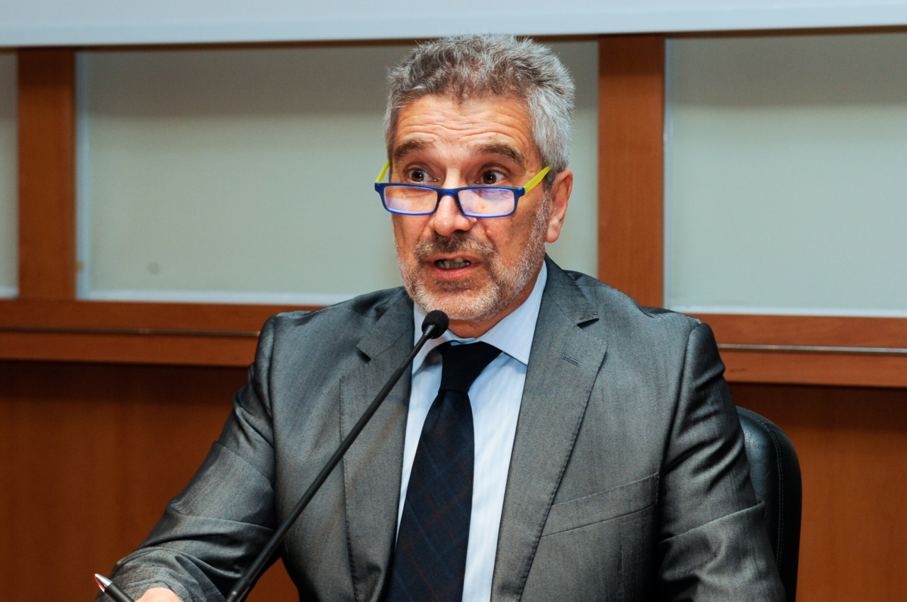 «Filisetti, dubbia esaltazione del passato Retorica della “bella morte ...